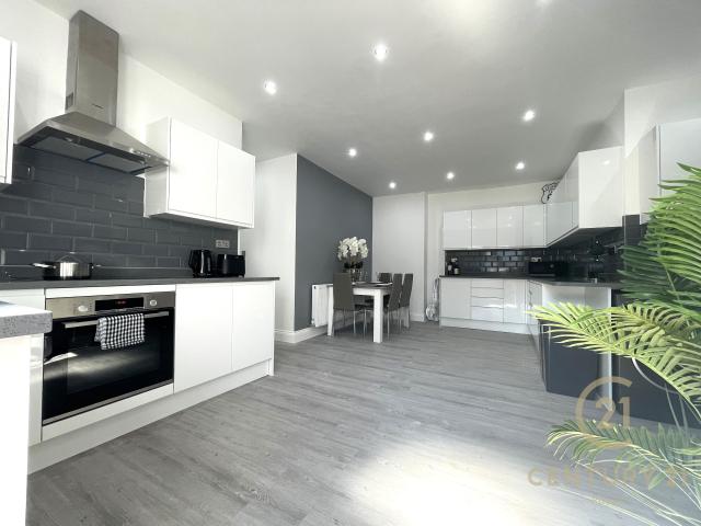 Room at Hill Crescent, Greater London