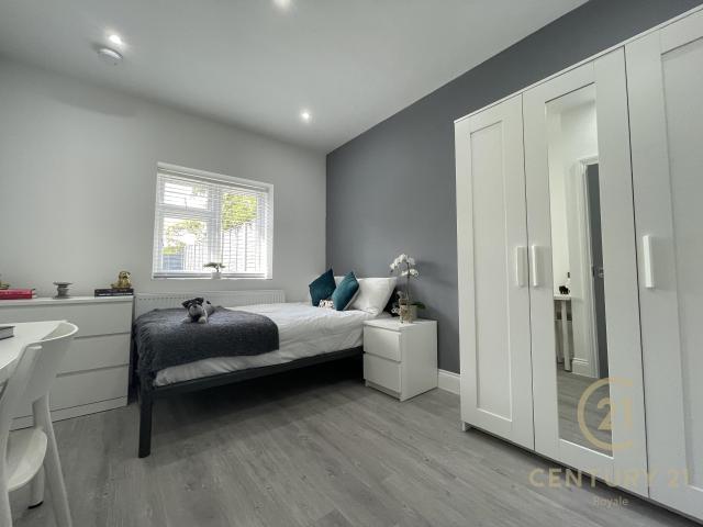 Room at Hill Crescent, Greater London