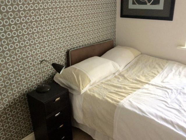 Room at Hill End Crescent, Leeds