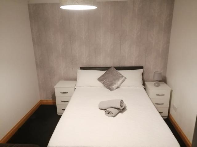 Room at Hill Rise, Leicester