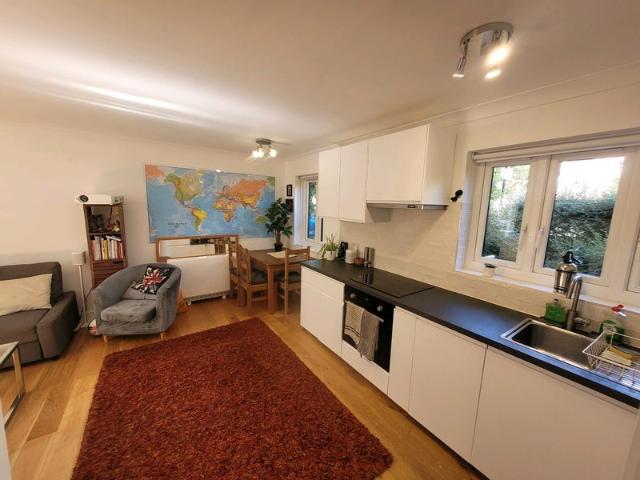 Room at Hillbury Road, Greater London