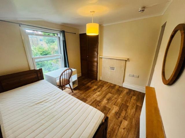 Room at Hillfield Road, Greater London