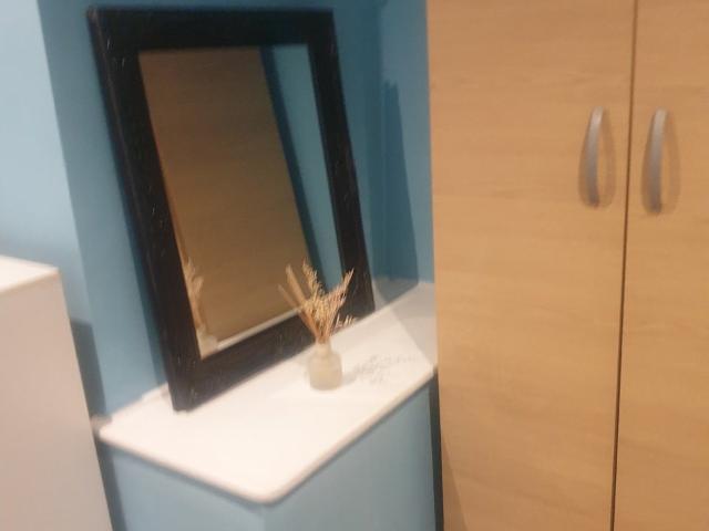 Room at Hillier Way, Slough