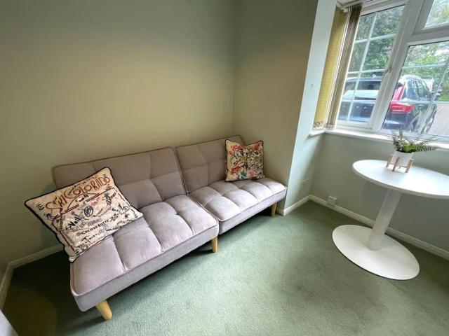 Room at Hills Road, Cambridge