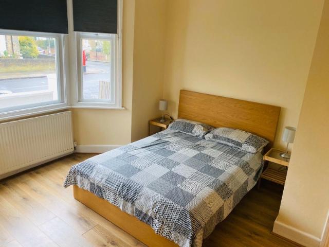 Room at Himley Road, Greater London