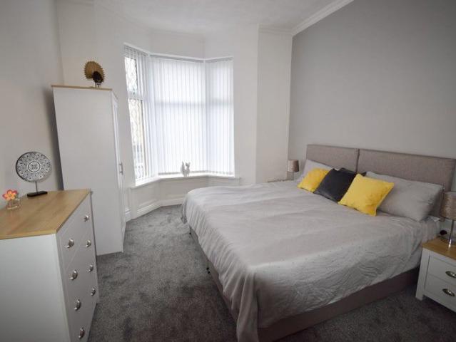 Room at Hind Street, Burnley