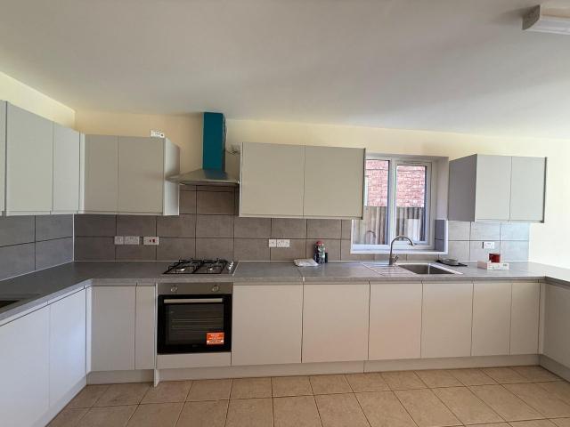 Room at Hindes Road, Greater London