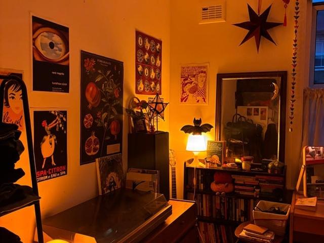 Room at Hindmans Road, Greater London