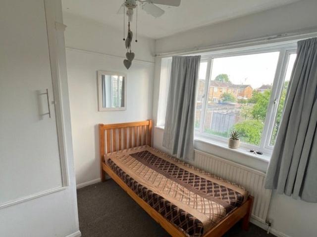Room at Hinton Walk, Dunstable