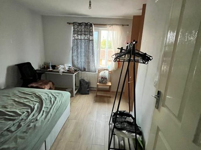 Room at Hitchen Street, Manchester