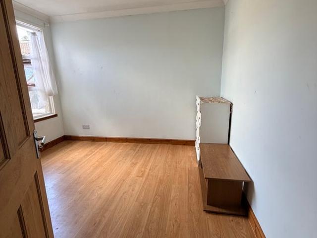 Room at Hockley Avenue, Greater London