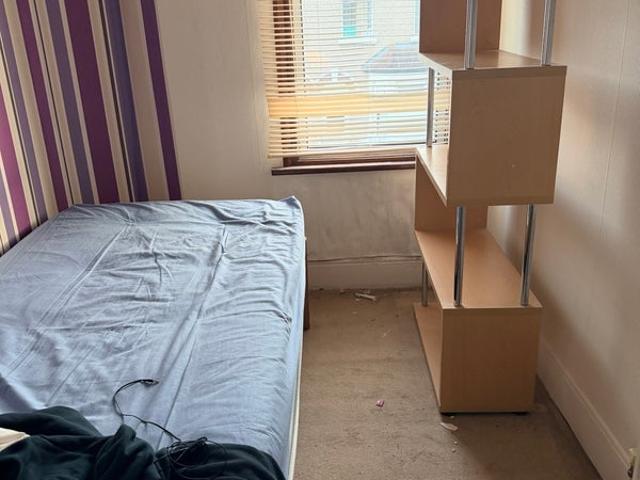 Room at Hockley Avenue, Greater London