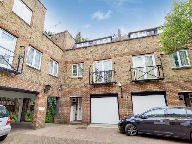 Room at Hogan Mews, City of Westminster