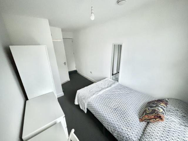 Room at Hook Road, Epsom and Ewell