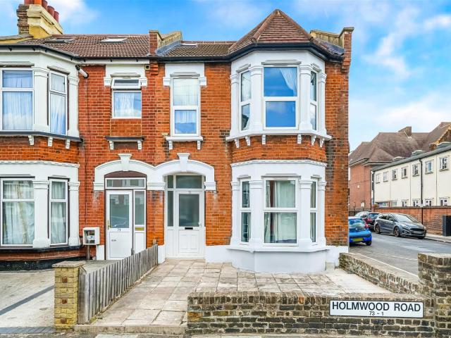 Room at Holmwood Road, Greater London