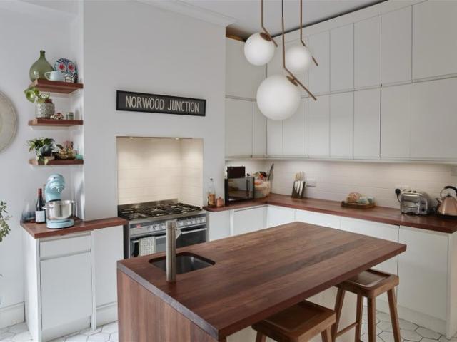 Room at Holmesdale Road, Greater London