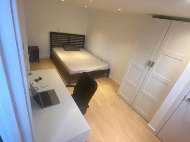 Room at Holbrook Road, Greater London