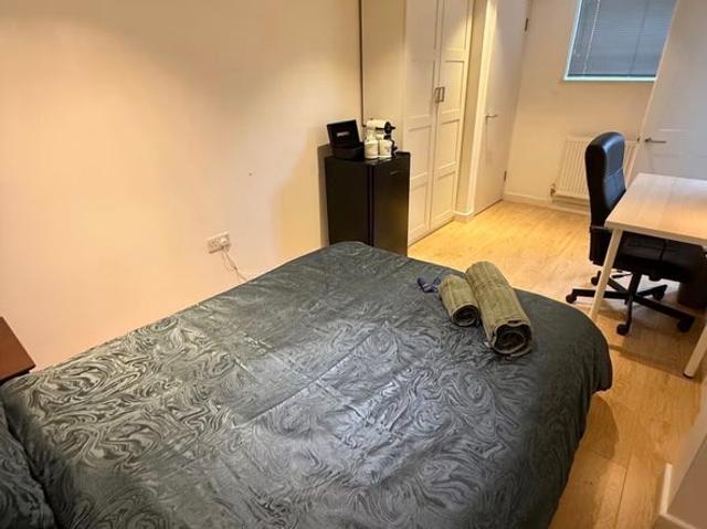 Room at Holbrook Road, Greater London