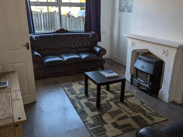 Room at Holgate Crescent, Sheffield