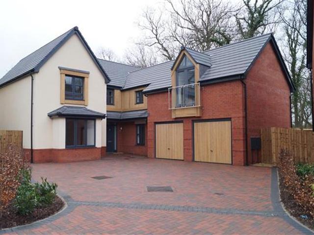 room at Hollybush Close Bristol