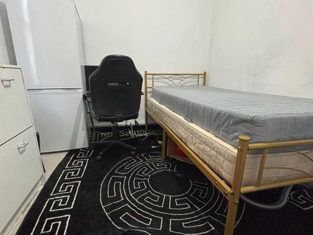Room at Holland Road, Greater London