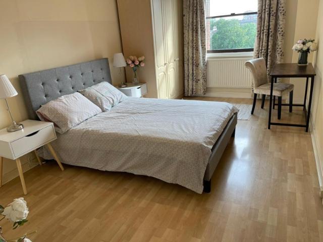 Room at Holland Road, Greater London