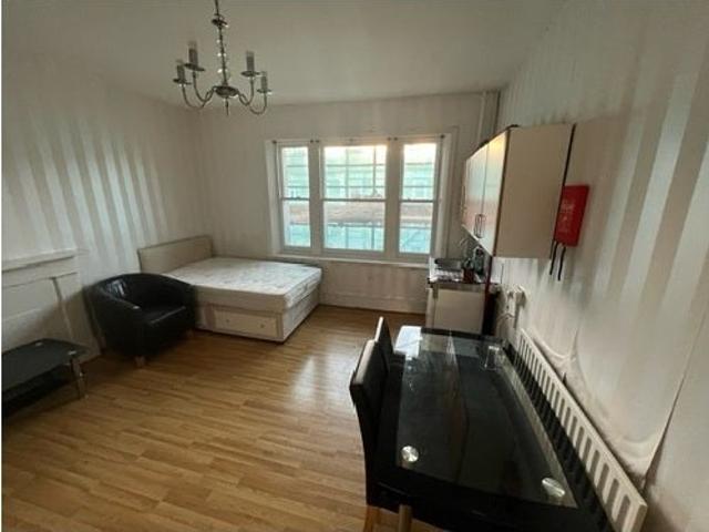 Room at Holland Road, Greater London