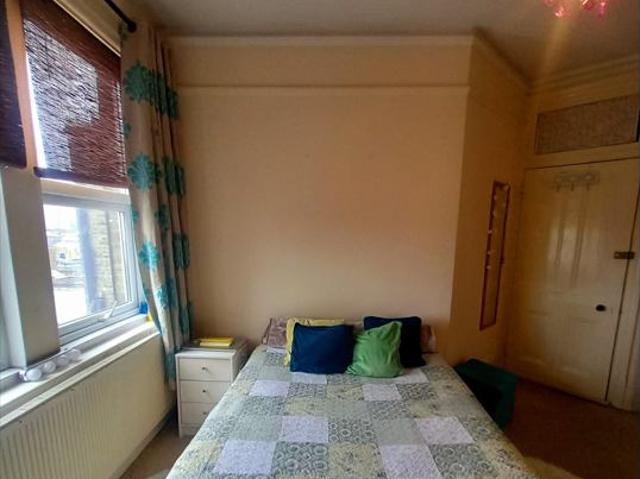 Room at Holloway Road, Greater London