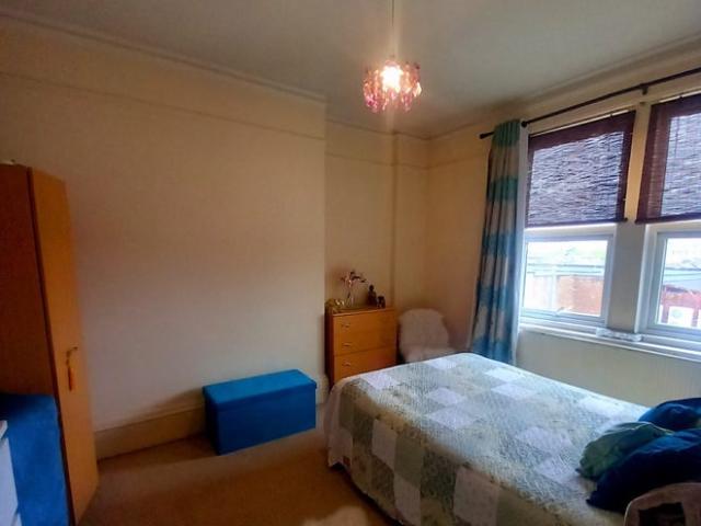 Room at Holloway Road, Greater London