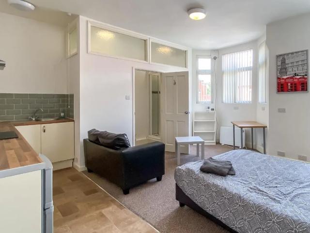 Room at Holyhead Road, Coventry