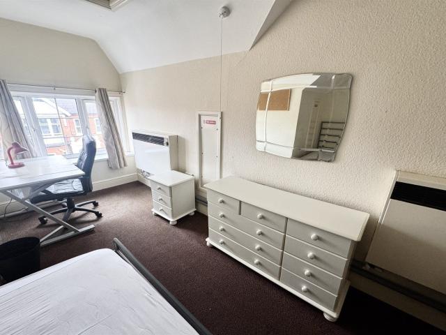 Room at Holyhead Road, Shifnal