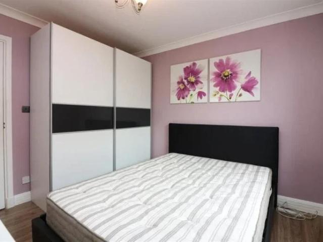 Room at Homer Drive, Greater London
