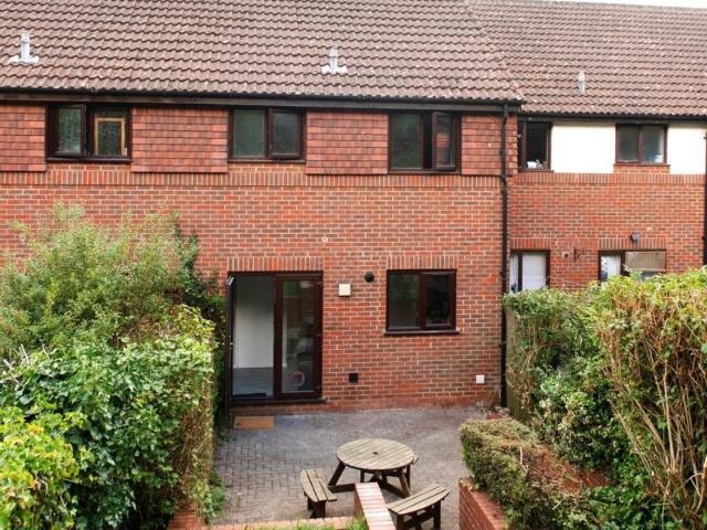 Room at Honeysuckle Close, Winchester