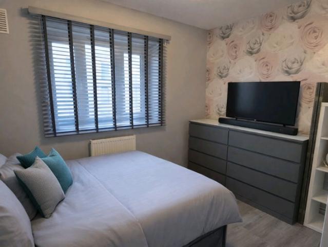 Room at Hopewell Street, Greater London