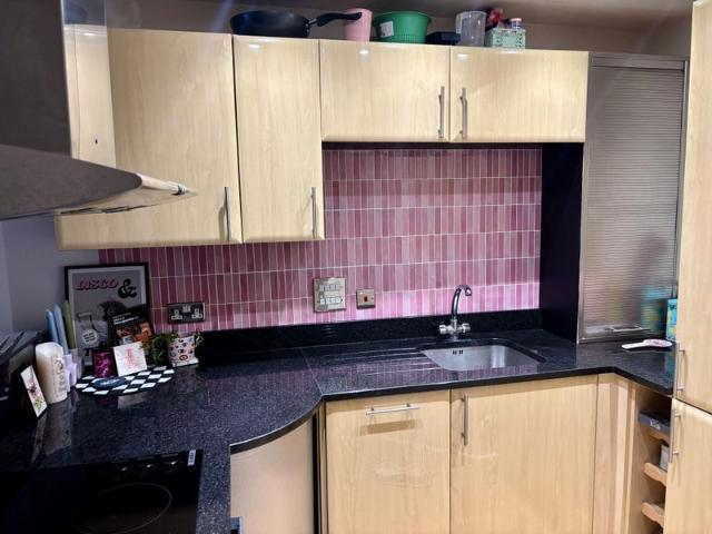Room at Hope Drive, Nottingham