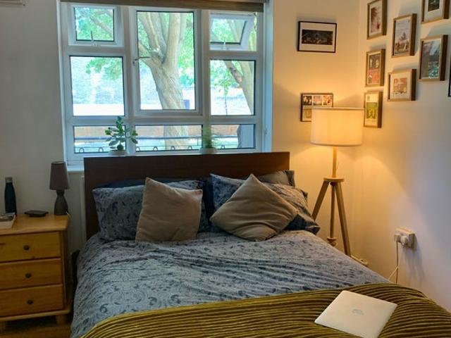 Room at Horne Way, Greater London