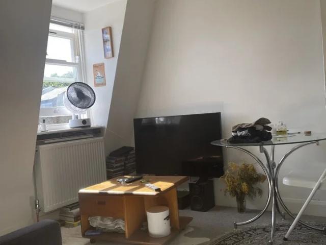 Room at Hornsey Road, Greater London