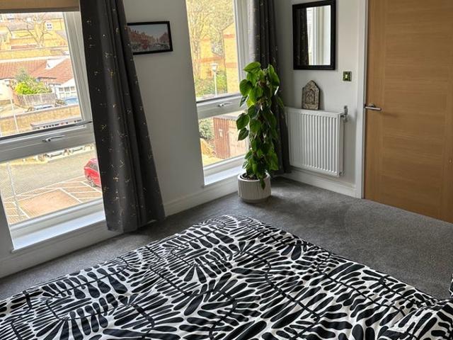 Room at Hornsey Rise, Greater London