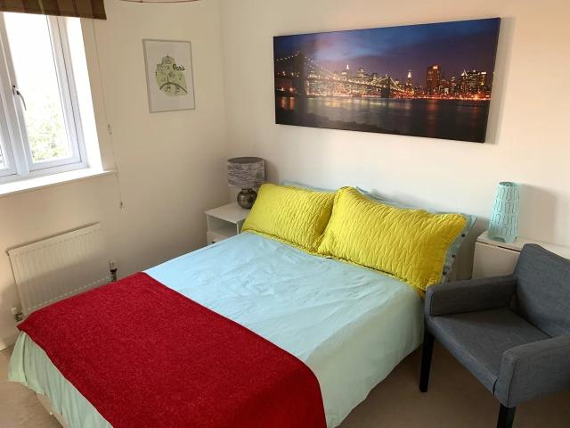 Room at Horace Close, Shortstown