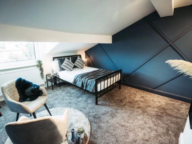 Room at Horbury Road, Wakefield