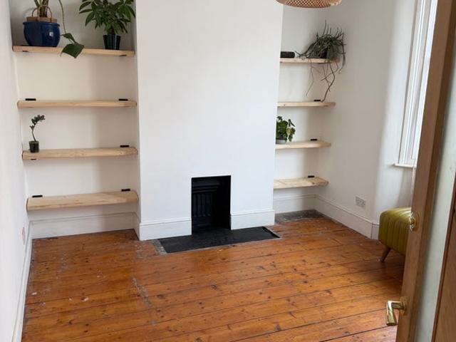 Room at Horley Road, Bristol