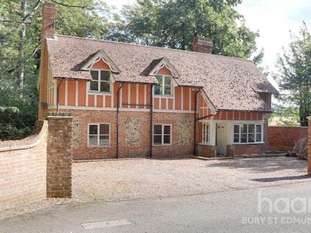 Room at Horringer Road, West Suffolk