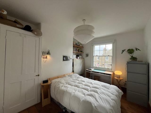 Room at Horton Road, Greater London