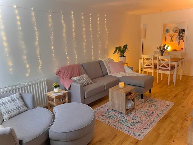 Room at Howe Street, City of Edinburgh