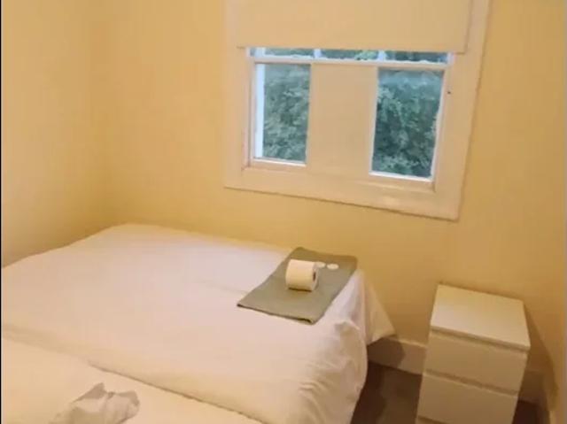 Room at Howley Place, City of Westminster