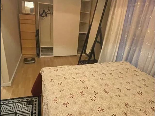 Room at Hotspur Street, Greater London