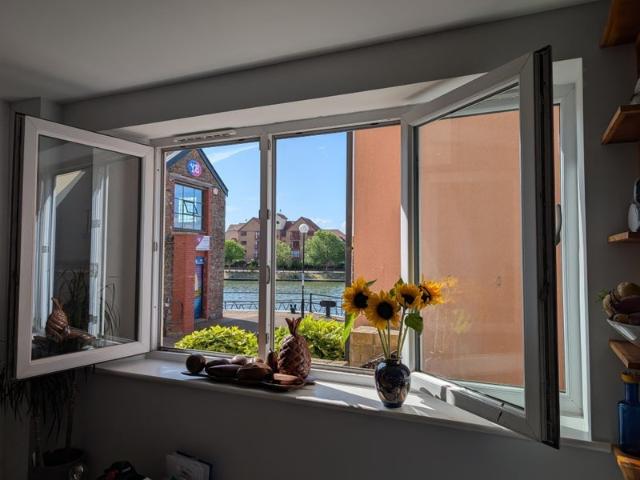 Room at Hotwell Road, Bristol