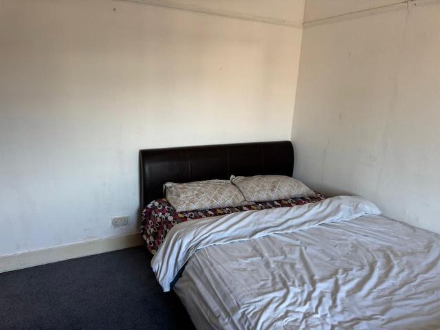 Room at Hounslow Road, Greater London