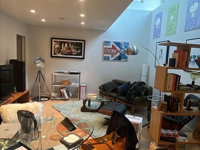 Room at Hoxton Street, Greater London