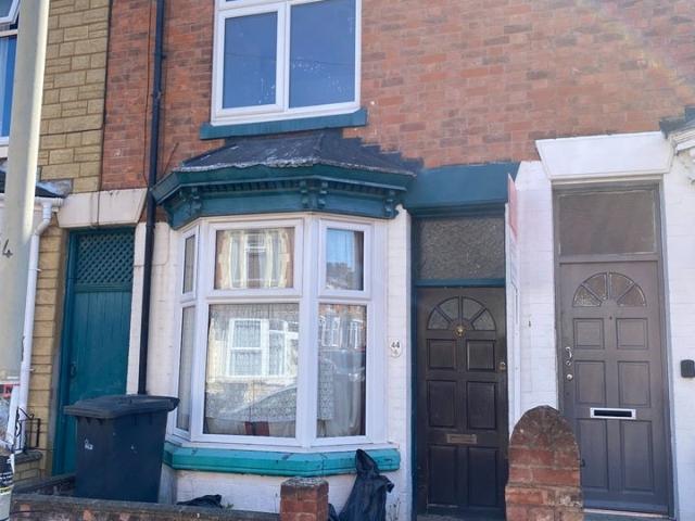 Room at Ivanhoe Street, Leicester